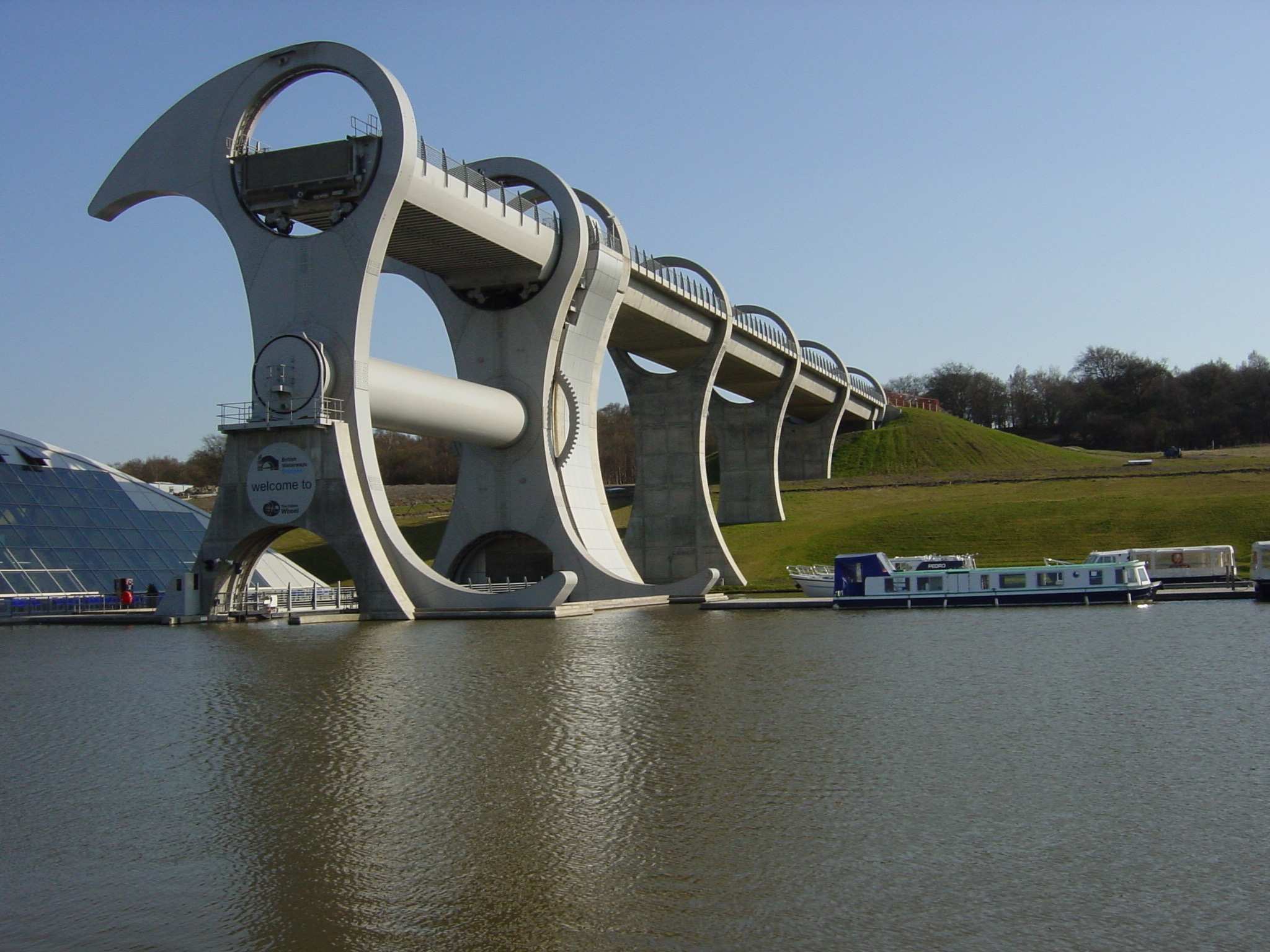Falkirk Wheel on the Scottish Canals - Silicon Palms